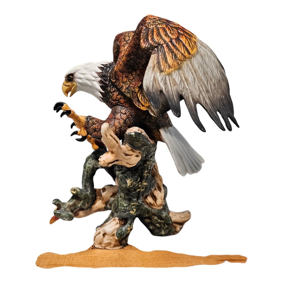 American Bald Eagle Patriotic Ceramic Detailed Statue 8" Tall Coming In ...