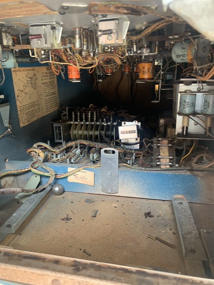 VINTAGE!!! Williams SuperFlite Pinball Machine | eBay