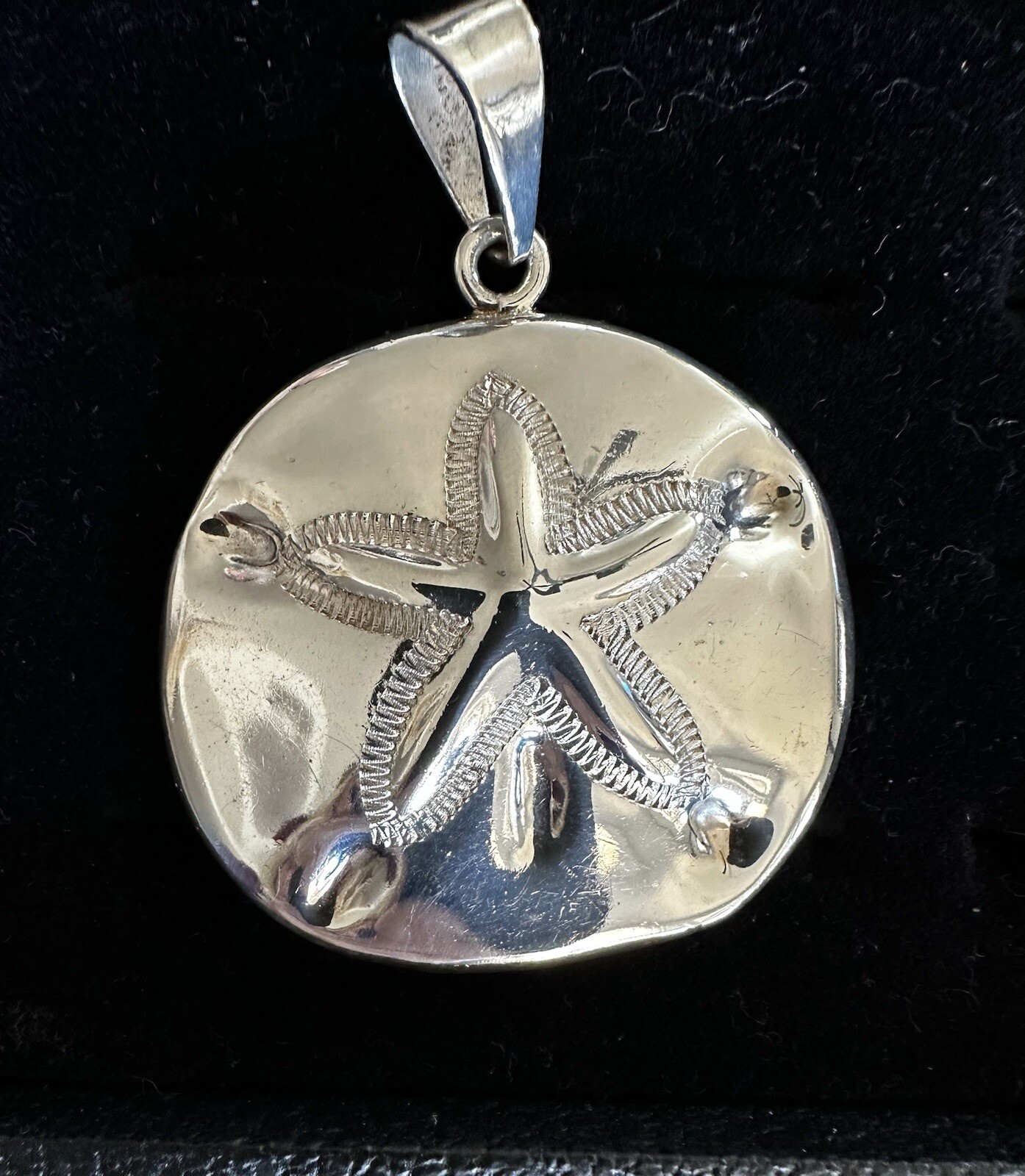 Large 24 2g Vintage Puffed Sand Dollar Pendant Marked… Gem