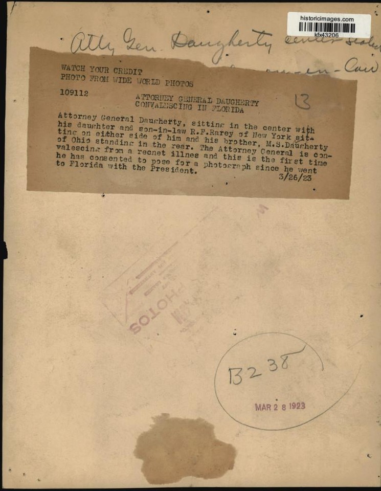 1923 Press Photo Attorney General Daugherty and family relax in Florida ...