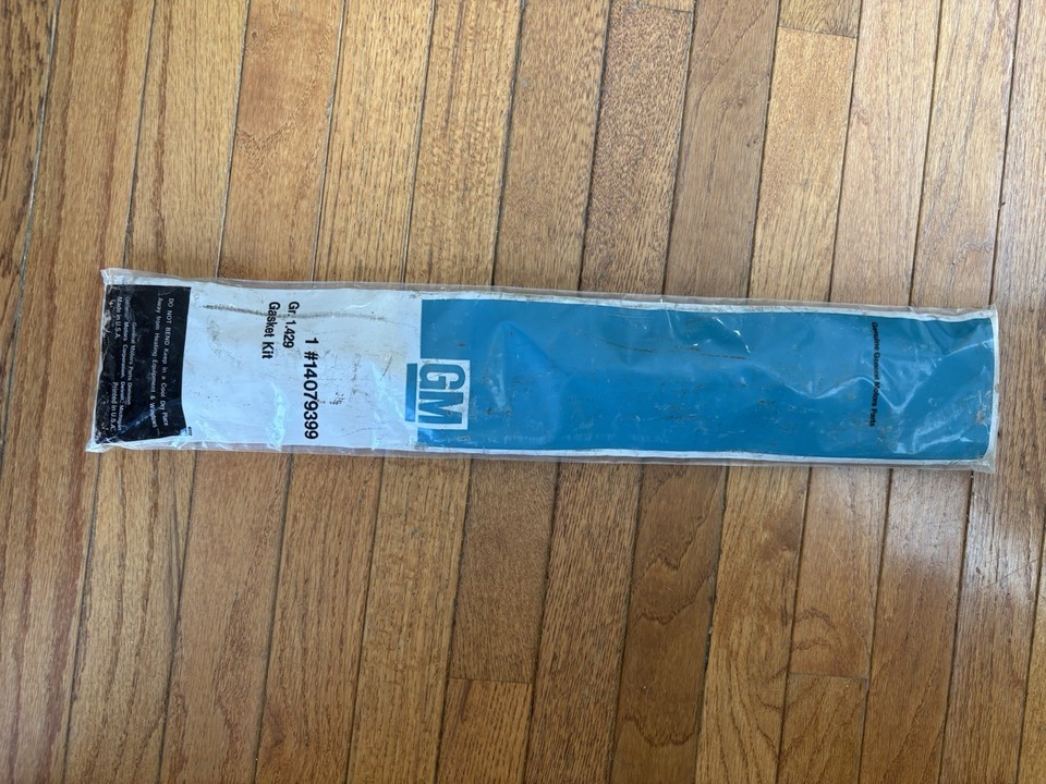 NOS 1963-1967 CORVETTE CORK OIL PAN GASKET/SEAL SET GM 1407939 SEALED ...