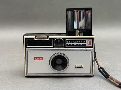 Vintage Kodak Instamatic 100 Outfit Camera | eBay