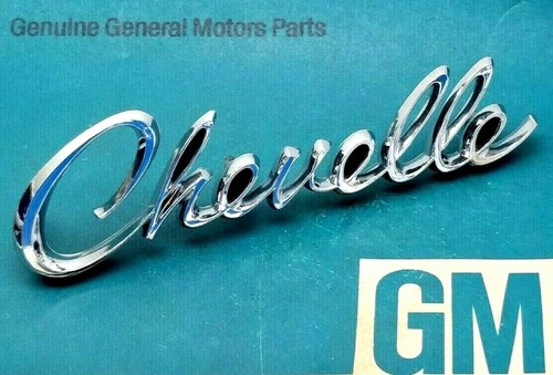 NOS GM 68 CHEVY CHEVELLE REAR TAIL PANEL SCRIPT EMBLEM 427 396 327 454 ...