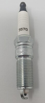 Champion Platinum 3570 Iridium Spark Plug Qty 4 | eBay