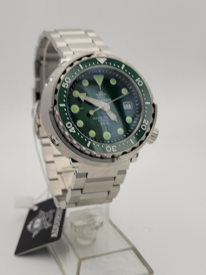 Mens Luxury Green Divers Watch 300m WR NH35 (SEIKO TMI) Automatic ...