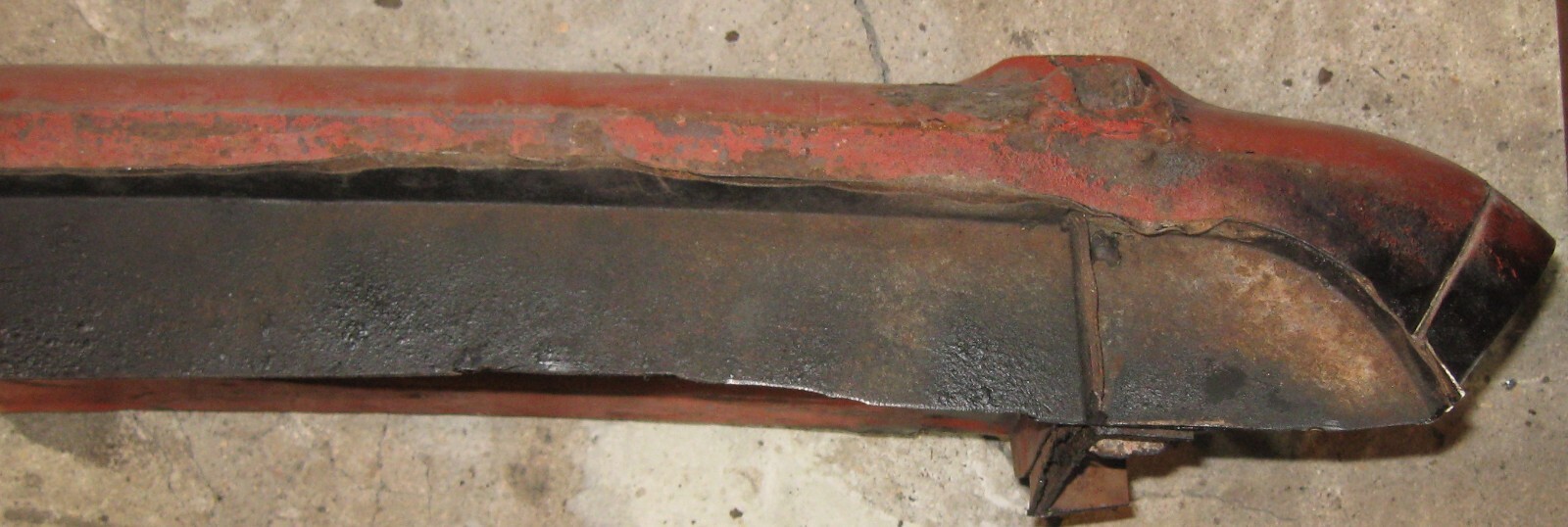 Sunbeam Alpine V / Late Tiger Rear Valence Body Panel Cut-Out Used Orig ...