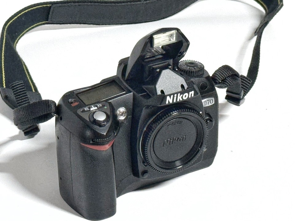 Genuine Nikon D70 Digital SLR Camera Body EX+ (Genuine Nikon Battery ...