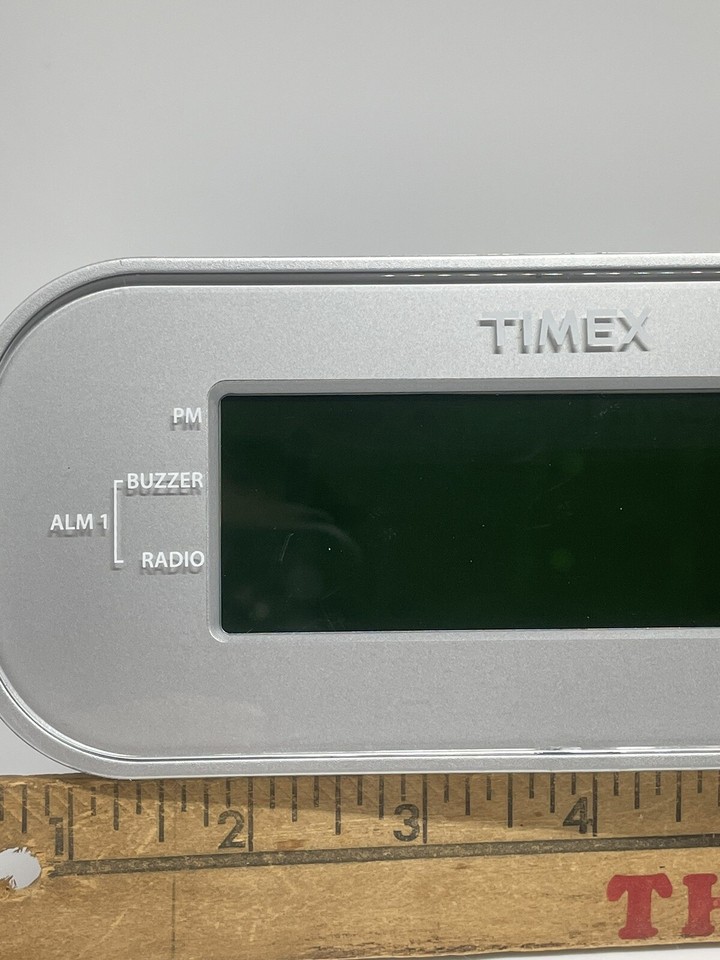 Timex AM/FM Dual Alarm Clock Radio with 1.2-Inch Green Display Model ...