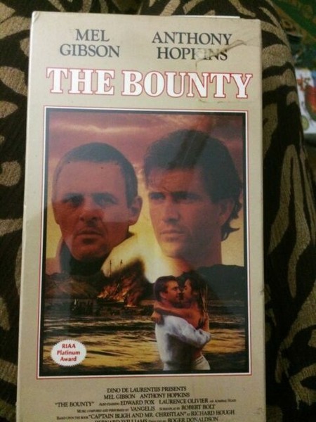 Bounty VHS 1984 Mel Gibson Anthony Hopkins Disastrous Voyage HMS Mutiny ...