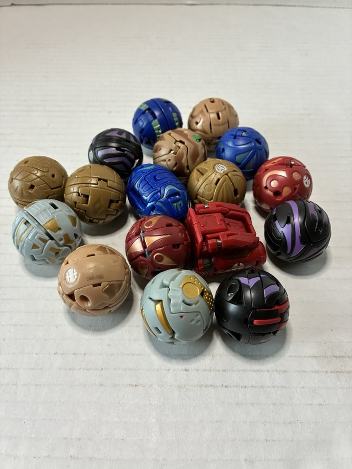 Bakugan Battle Brawlers 17-Piece Set - Red Carrying Case | eBay