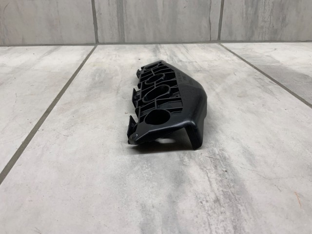 Toyota Corolla Bumper Cover Retainer 52116-02130 OEM A72 for sale ...