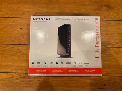 Netgear N600 300 Mbps 4-Port Gigabit Wireless N Router (WNDR3700 ...