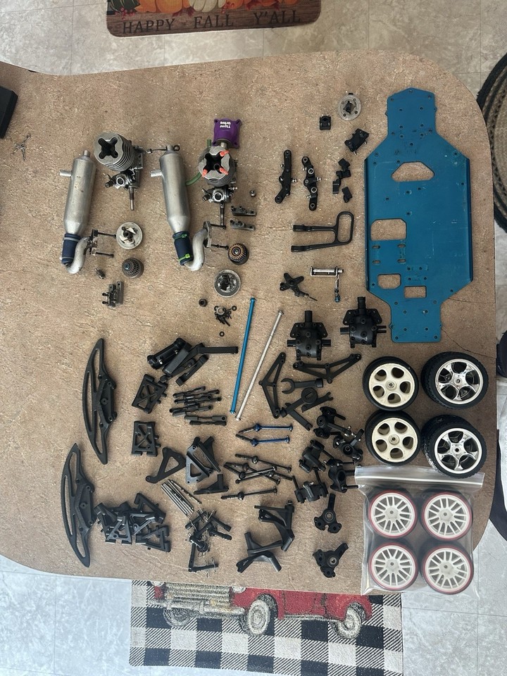 Team Associated TC3 NTC3 nitro lot ( 2 complete cars, parts, 2 spare ...