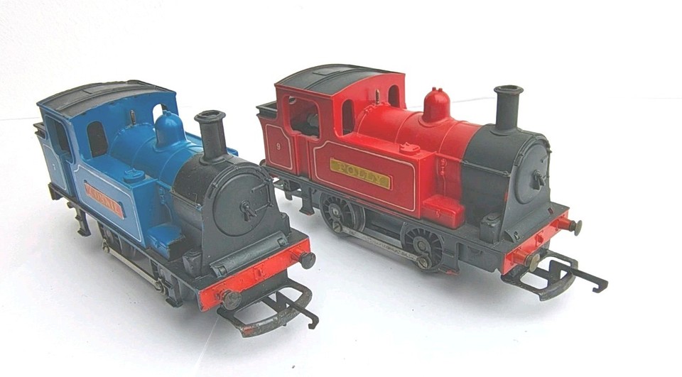 Tri-ang Hornby R355 0-4-0 Industrial Tank Locomotives X2 - Connie and ...