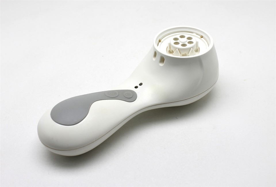 CLARISONIC PRO Face & Body Sonic Skin Cleansing White / ONLY No Brush ...