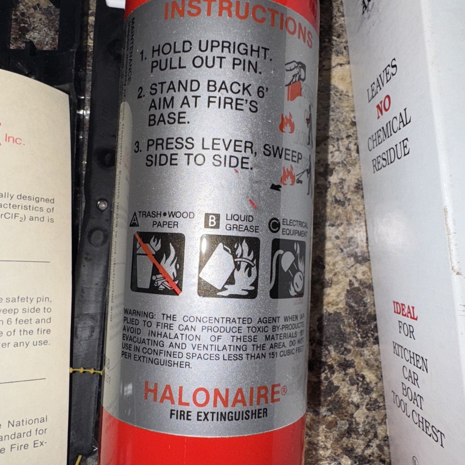 1 Lb Halonaire 1988 Dual Halon 2B:C Fire Extinguisher 1211/1301 | eBay