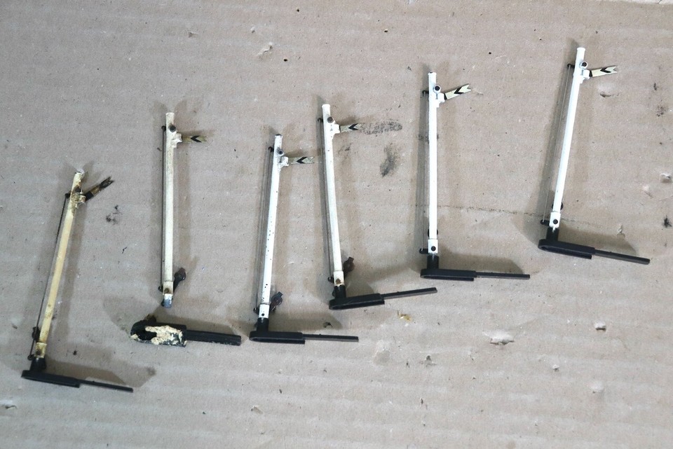 TRIANG T112D TT GAUGE 6 x DISTANT SIGNAL HAND OPERATED for TYPE B TRACK ...