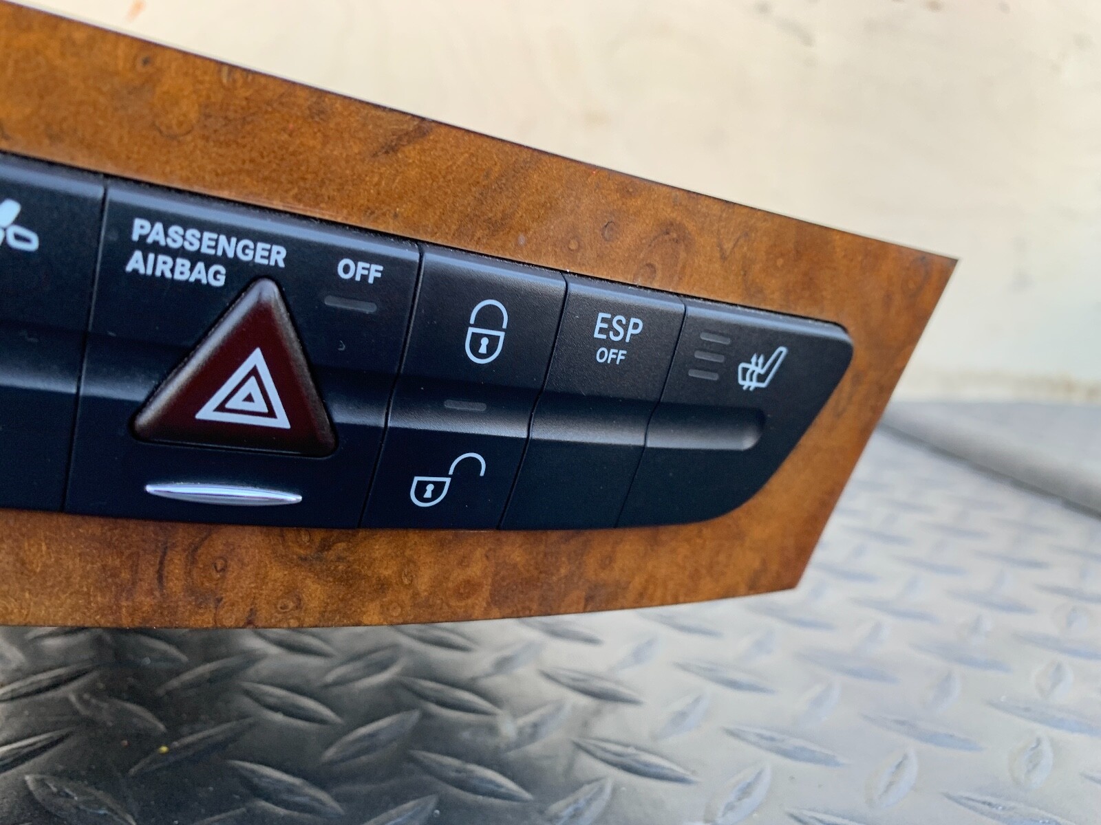 MERCEDES W211 W219 CLS550 CLS500 E550 CENTER CONSOLE CONTROL SWITCH ...