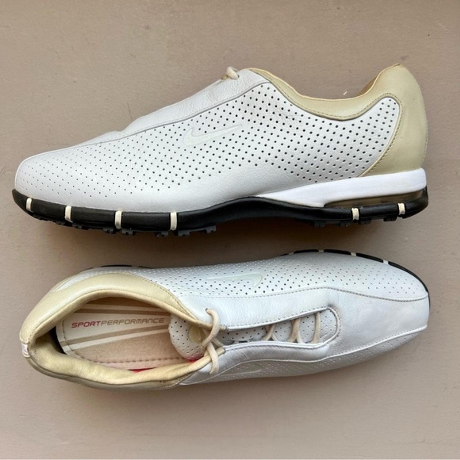 NIKE AIR Tac Spikeless White & Tan Golf Shoes Women’s… - Gem