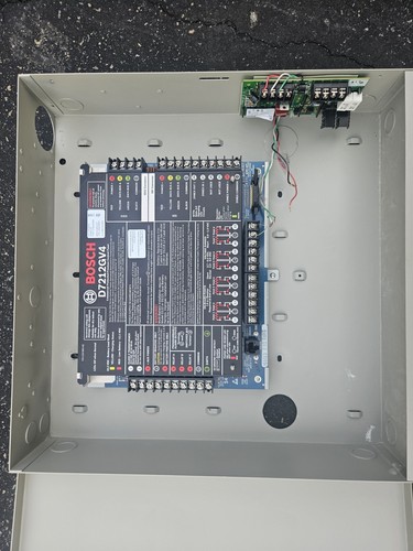BOSCH D7212GV4 Control Panel Communicator Addressable Fire/Security ...