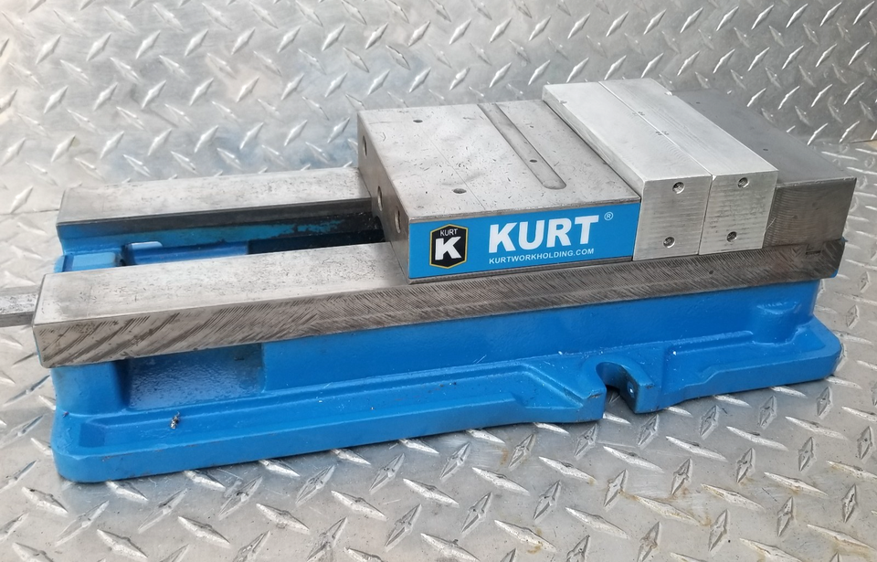 Kurt D688 Angle lock Milling Vise 6" w/ Soft Jaws, Wide Jaws and Speed ...