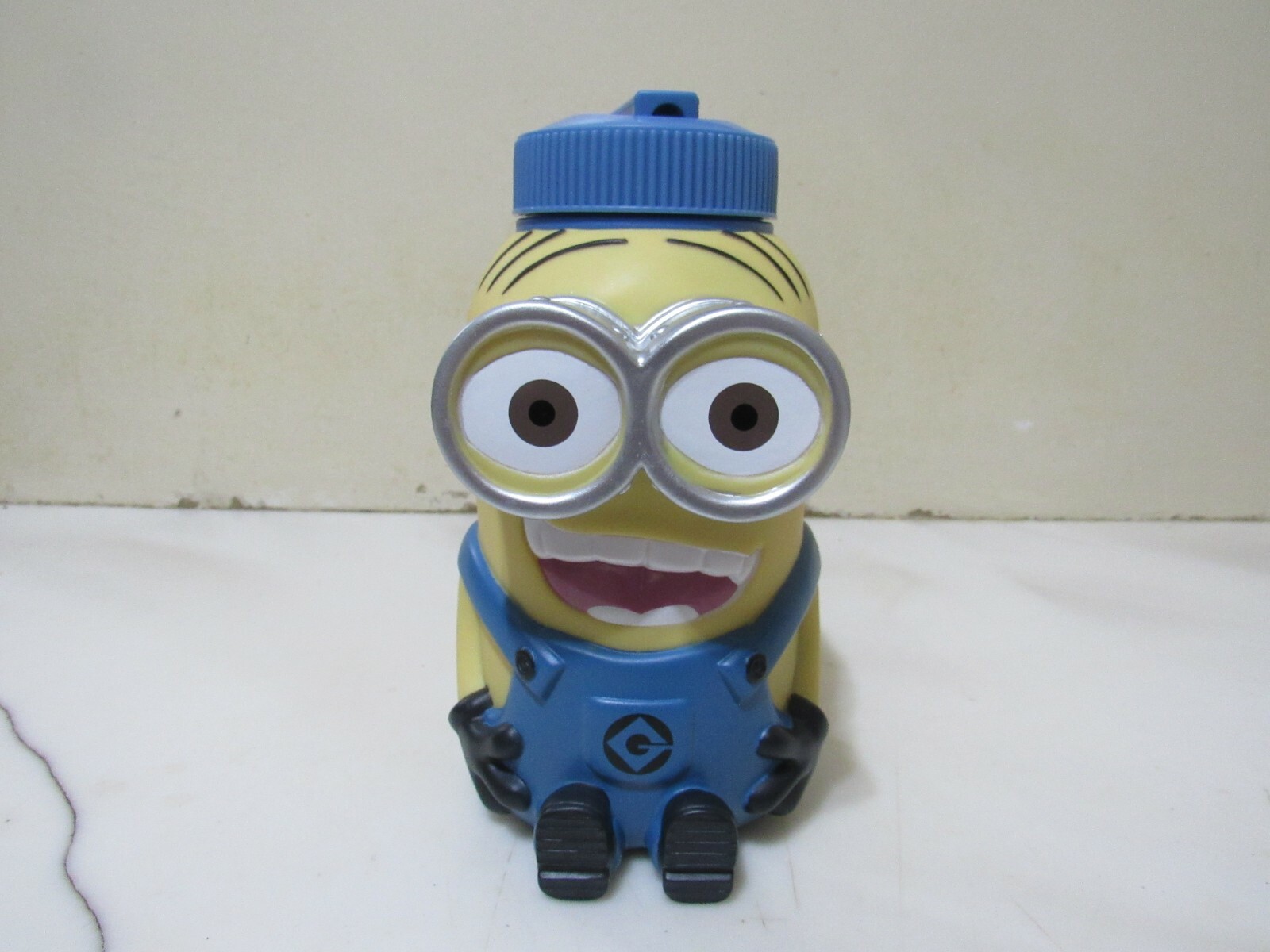 Universal Studios Despicable Me Minion Mayhem Sipper Cup Drink Bottle ...