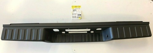 NEW OEM GM CHEVY COLORADO GMC CANYON REAR BUMPER STEP PAD 15-18 ...