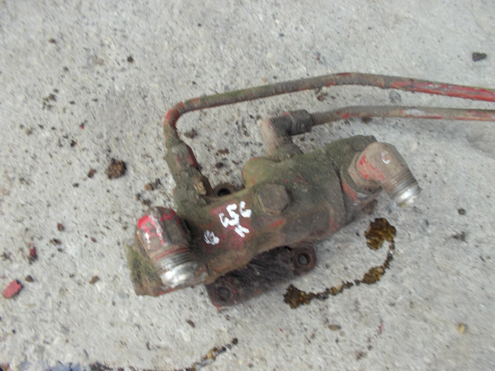 International Farmall 656 Hydro RC tractor hydraulic flow valve & lines ...