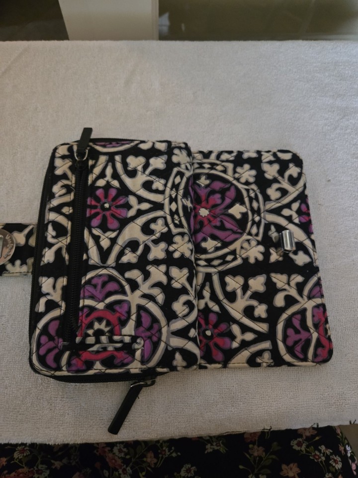 Vera Bradley Turn Lock Wallet Scroll Medallion Pattern Pockets Zipper ...