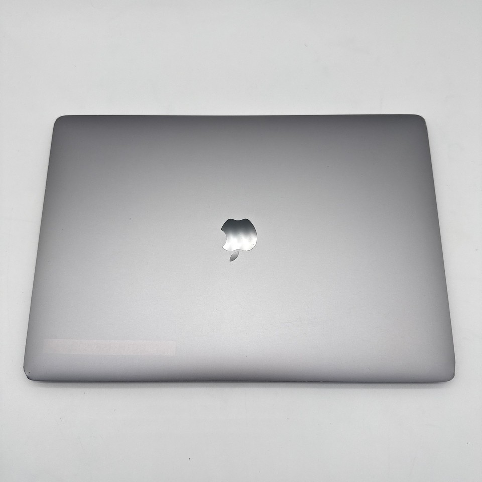 15" MacBook Pro 2017 2.8GHz i7 16GB 512GB 560 Ventura Gray + Heavy Wear ...
