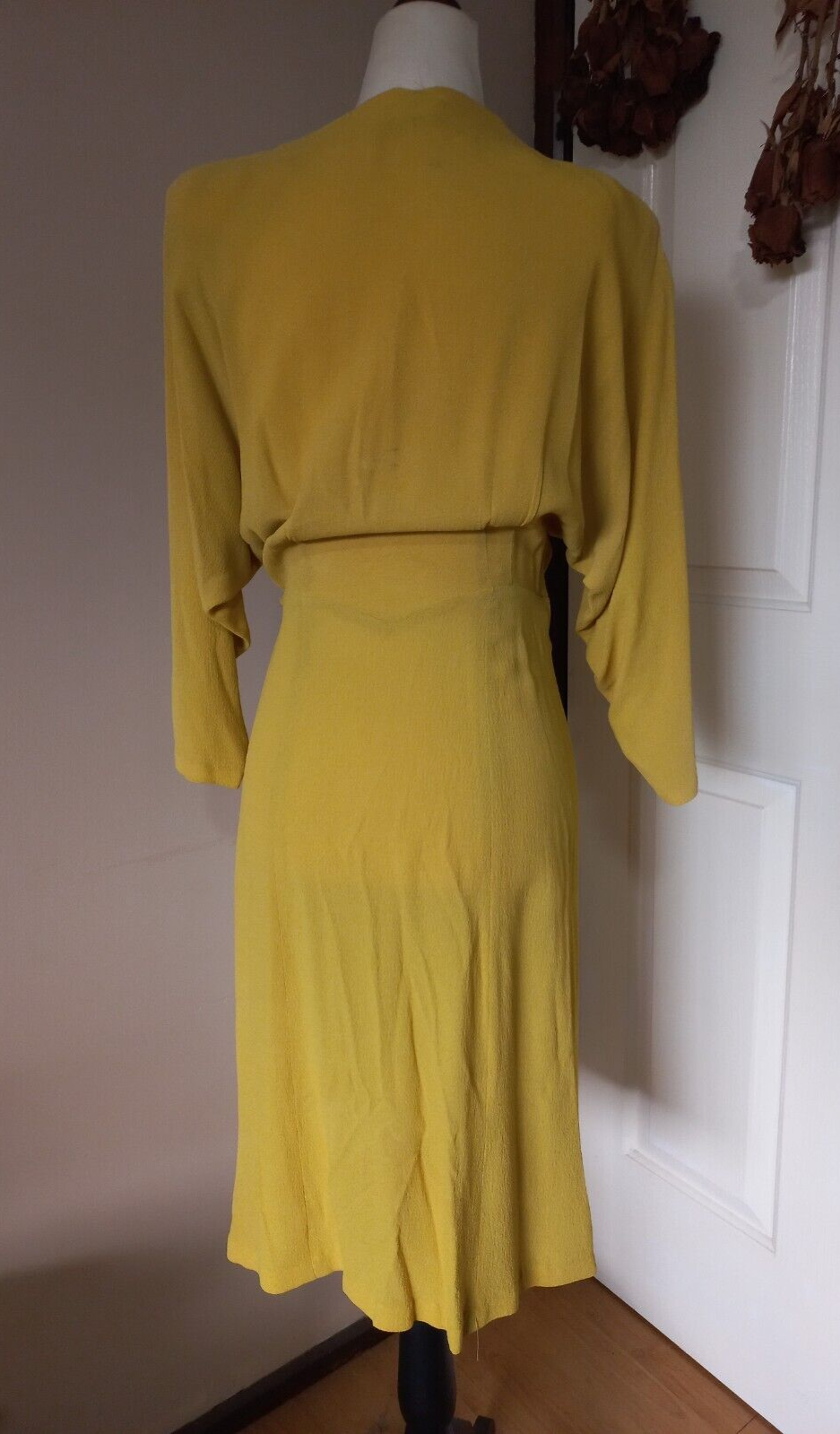 Vintage 1940s Rare True Chartreuse Padded Shoulders Wrap Bombshell ...