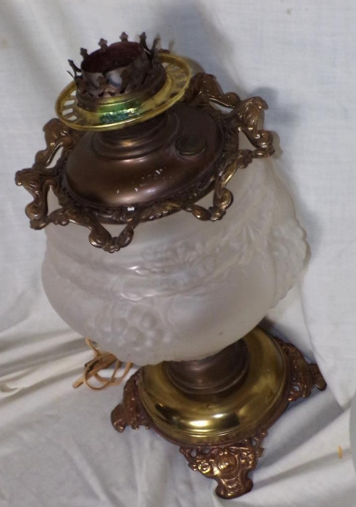 Antique White Satin Glass Gone with the Wind Banquet Chamber Lamp ...