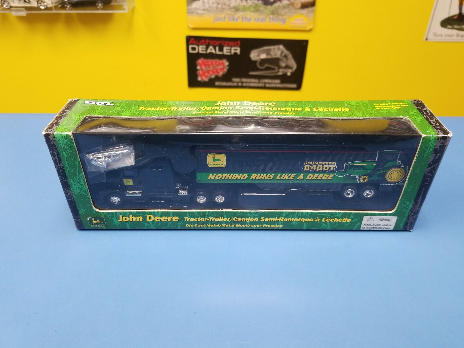 ERTL COLLECTIBLES JOHN DEERE TRACTOR -TRAILER "NEW" | eBay