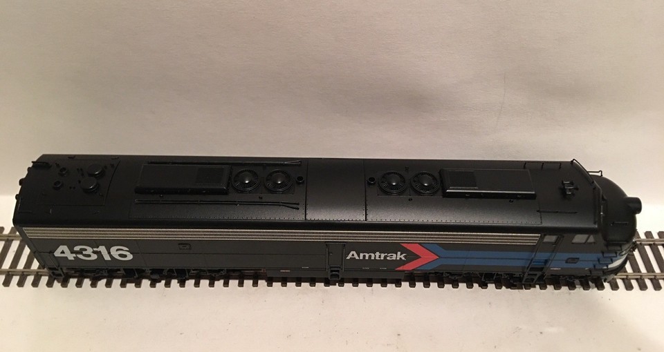 HO Rapido Amtrak Day One Early Black Scheme E8A Locomotive #4316 DCC ...