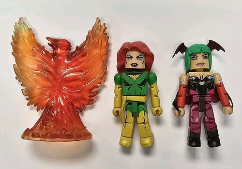 Loose lot of 2 Marvel vs Capcom 3 Morrigan vs Phoenix Minimates figures ...
