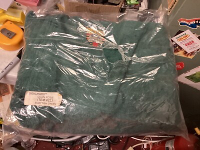 Vintage New Highlande Clan Robe item #223 Scottish green | eBay