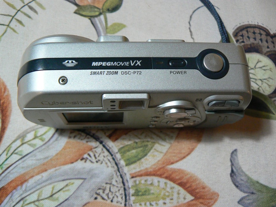 Sony Cyber-shot DSC-P72 3.2MP Digital Camera - Silver MPEG Movie VX ...