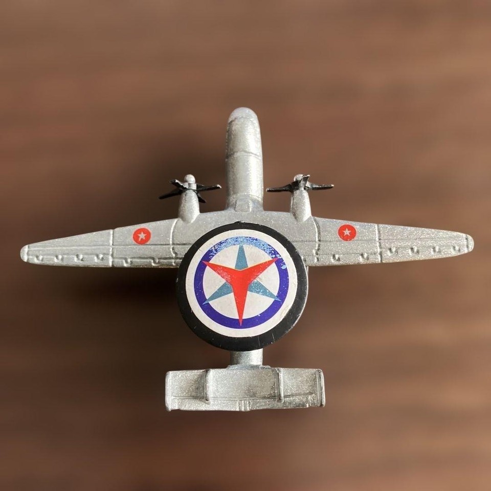 Greenbrier International Radar Twin Prop Diecast Military Aircraft 1:64 ...