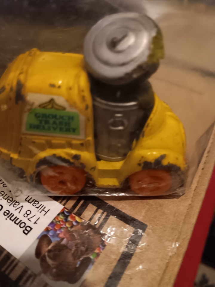 Vintage Muppets Sesame Street OSCAR THE GROUCH Trash Delivery Garbage ...