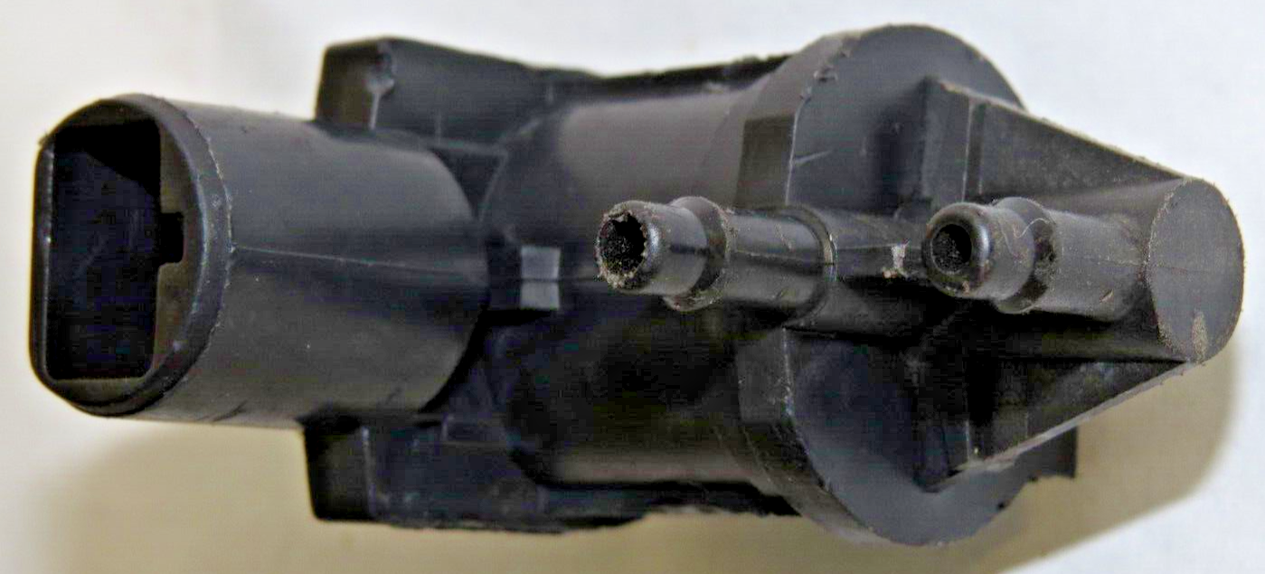 NEW GENUINE/ OEM E8AE-9H465-BA 6L3Z9H465B E8AZ9H465B VS159 EGR3159 ...