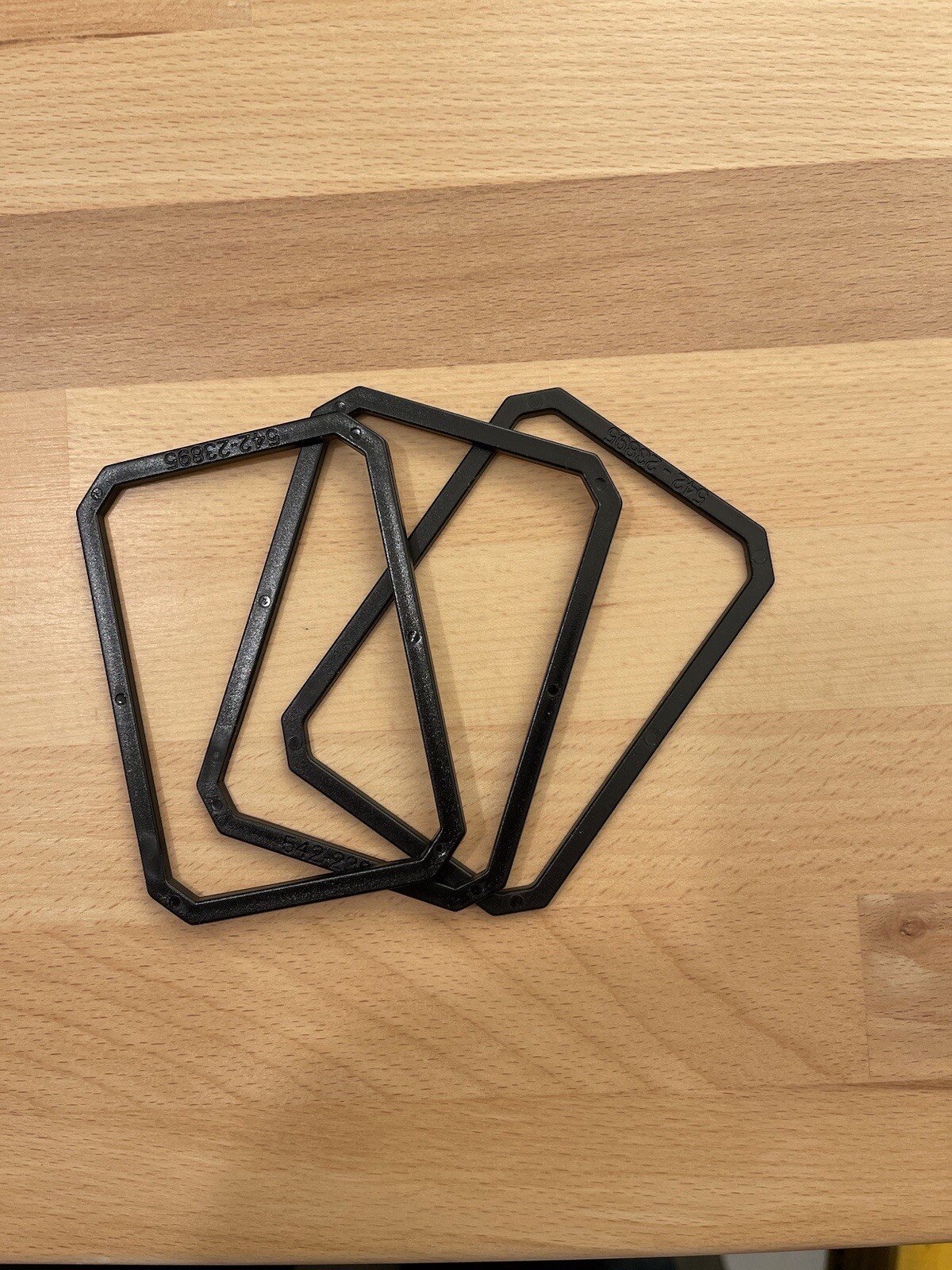 Crucial 542-23895 7mm to 9.5mm Adapter Spacer 2.5 Solid State Drive SSD ...