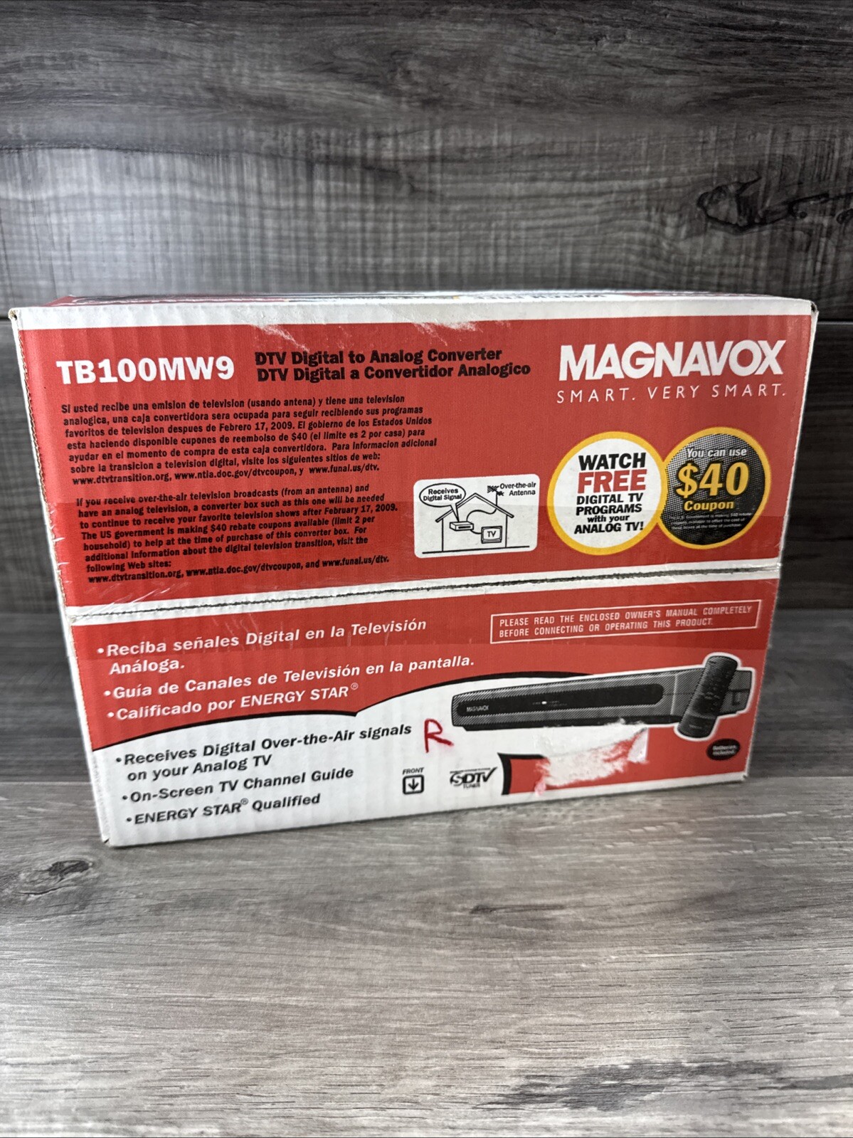 Magnavox DTV Digital to Analog TV Converter Box TB110MW9 SDTV Tuner W ...