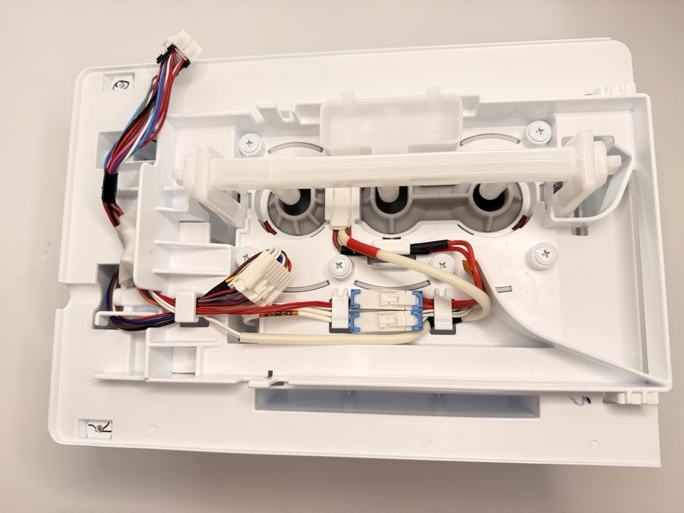 LG AEQ73449909 Refrigerator Ice Maker Assembly | eBay