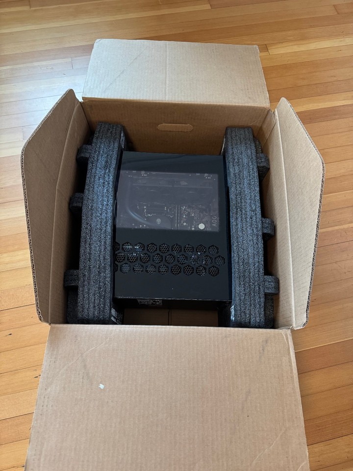 Alienware - Aurora R16 - i7-14700KF - 32GB - RTX 4070 Super - 1TB ...