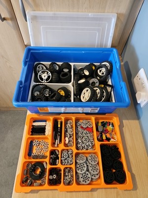 Lego Mindstorms - Lego Robotics - Bundle Education Lego 9797 Gears ...