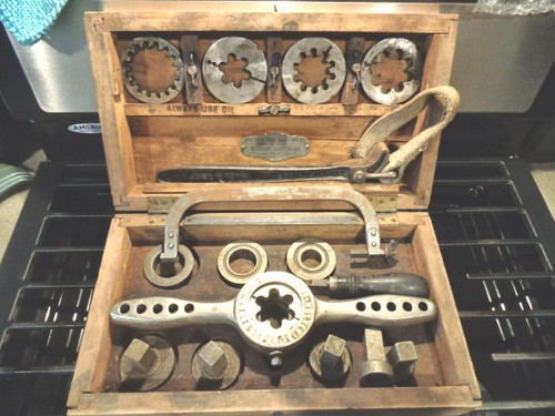 VINTAGE BOXED WOLVERINE BRASS WORKS, MICHIGAN TUBE THREADING SET | eBay