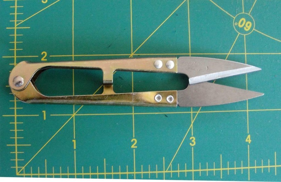 THREAD SNIPS Color: Gold Finish Snips / Scissors Quilting Sewing Crafts ...