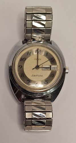 Vintage Timex Electronic Wristwatch For Parts or Repair Men's Timex ...