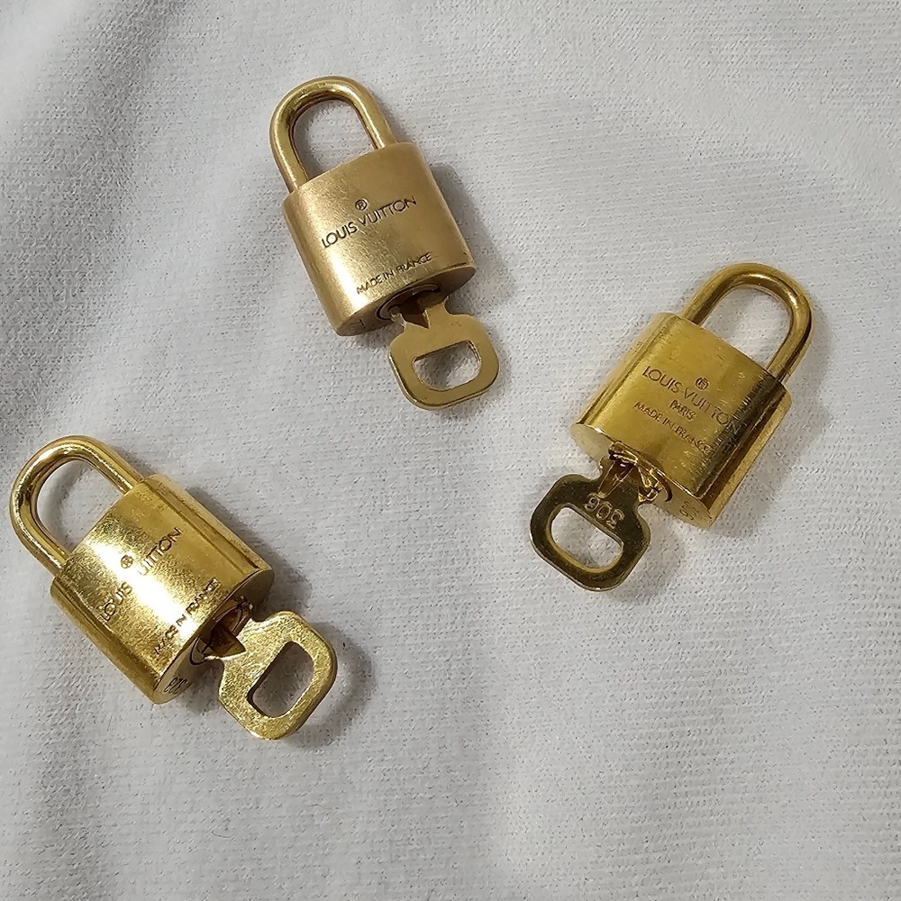 Louis Vuitton LV lock and key x3 sets - Gem