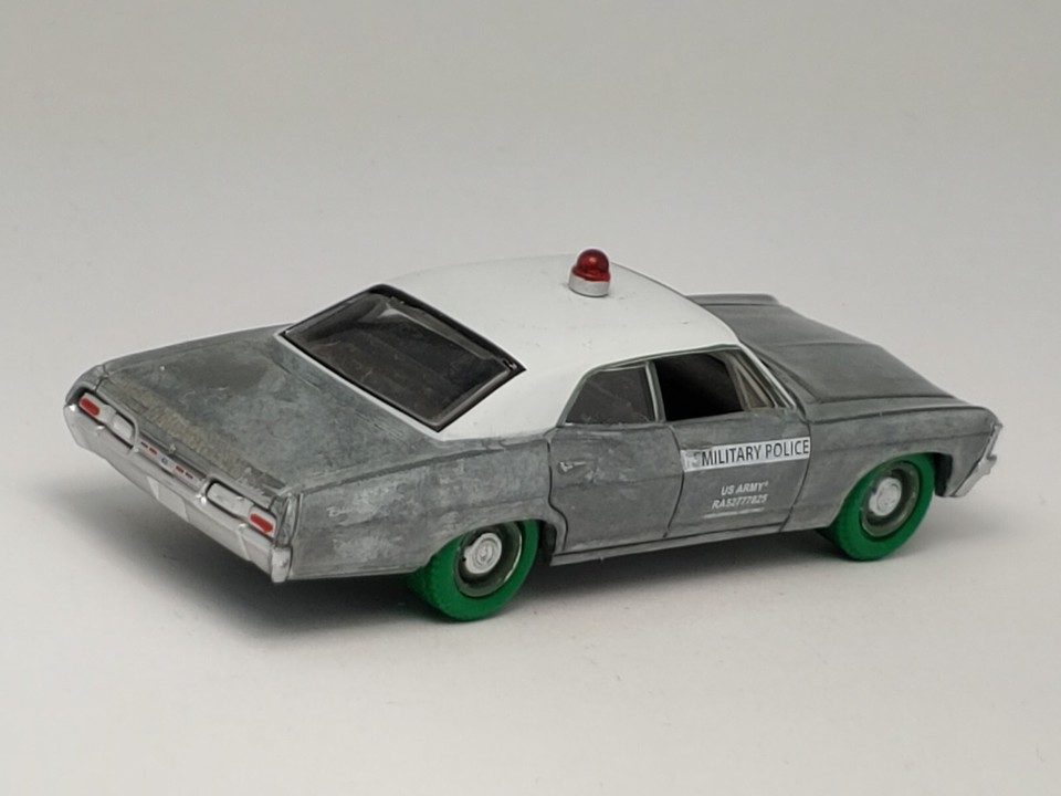 Greenlight Hot Pursuit RAW Military Police 1967 Chevrolet Biscayne ...